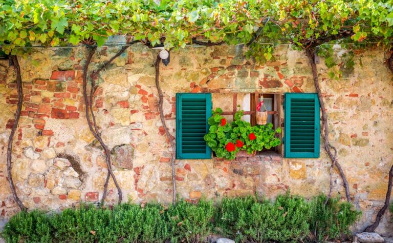 The secret's in the stones... - Italy Property Guides